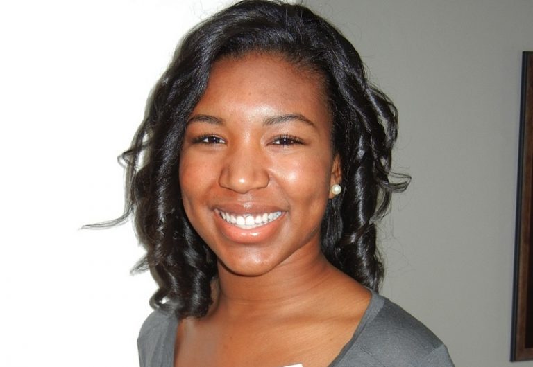 Cruiserweight champion Evander Holyfield and his large family: wife, kids