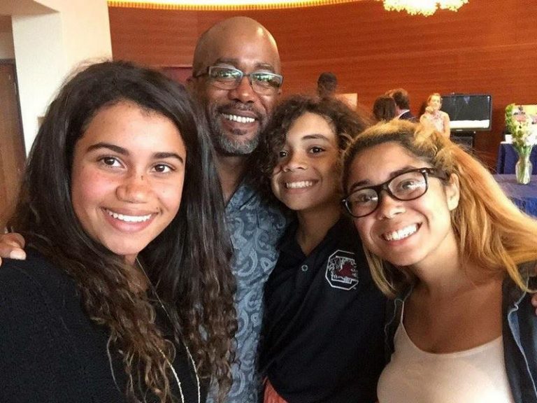Super successful country singer Darius Rucker's family